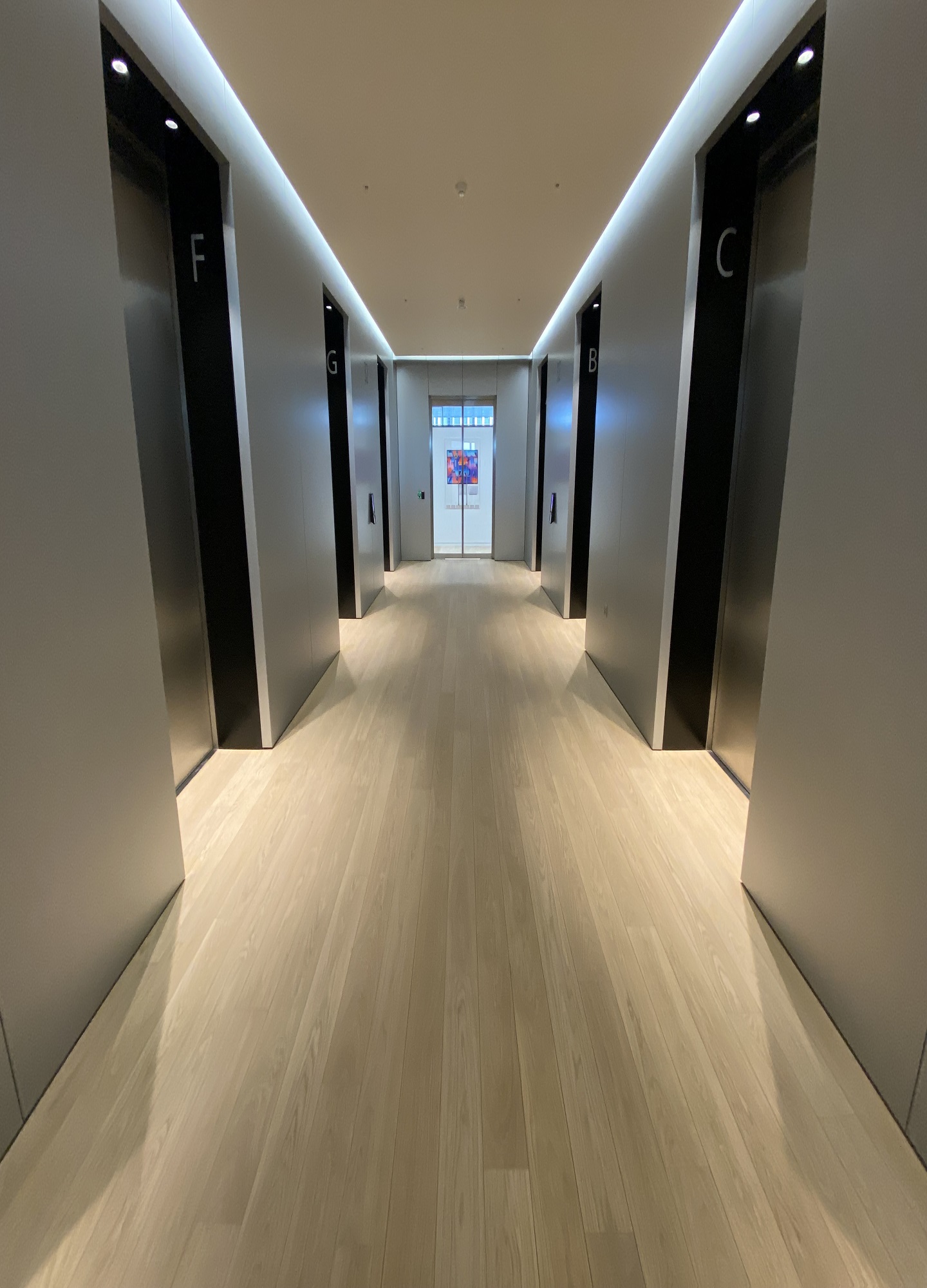 Apple - 22 Bishopsgate | Loughton Direct